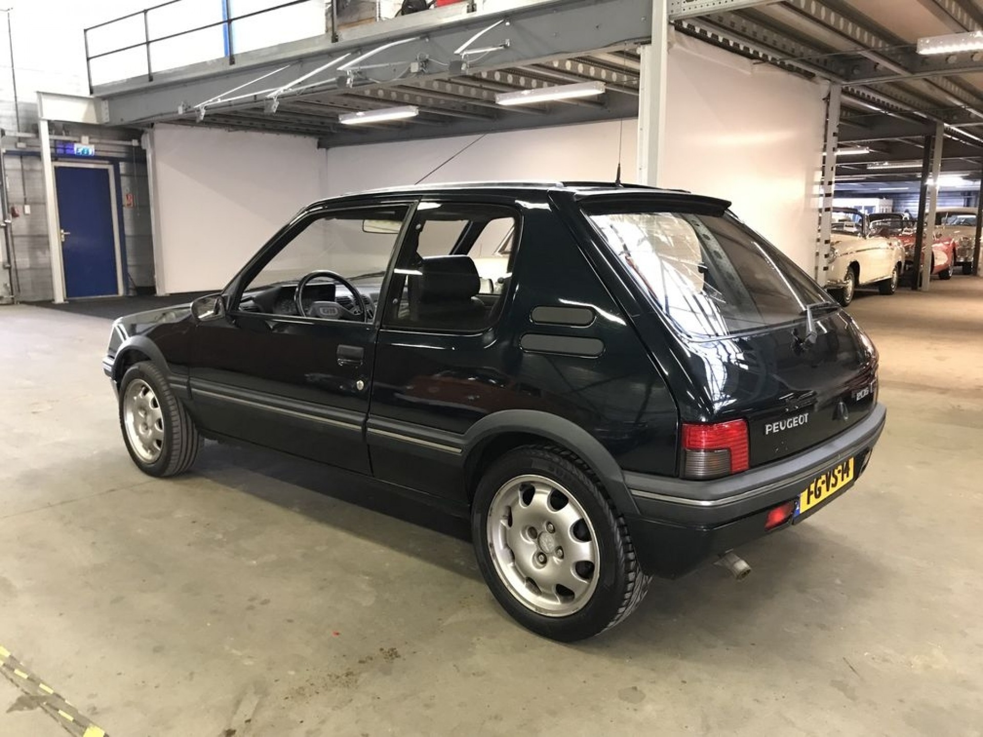 Peugeot 205 1.9 GTI Gentry 1992 toit ouvrant à vendre chez ERclassics