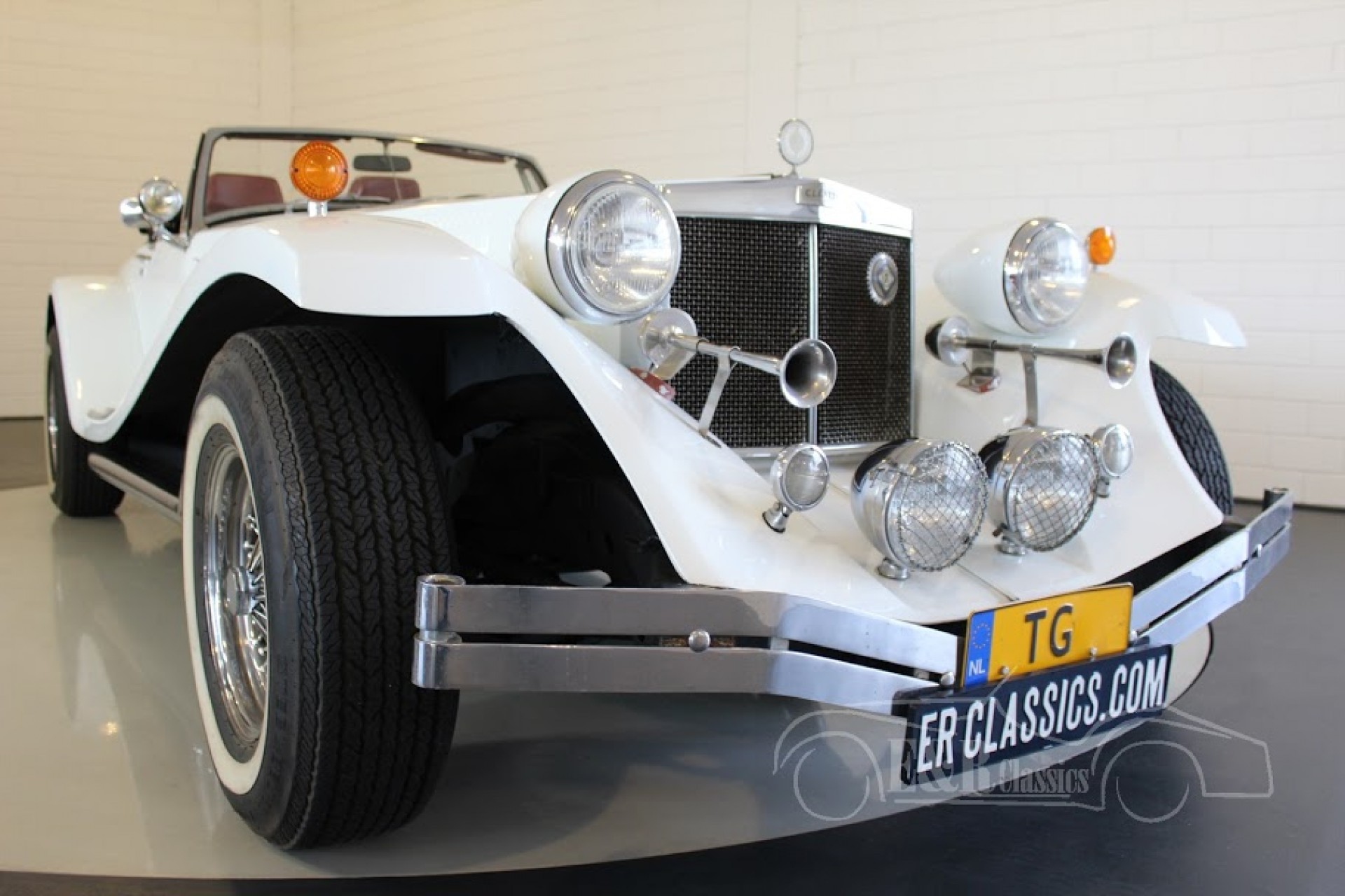 Clenet voitures anciennes de collection a E & R Classic Cars!