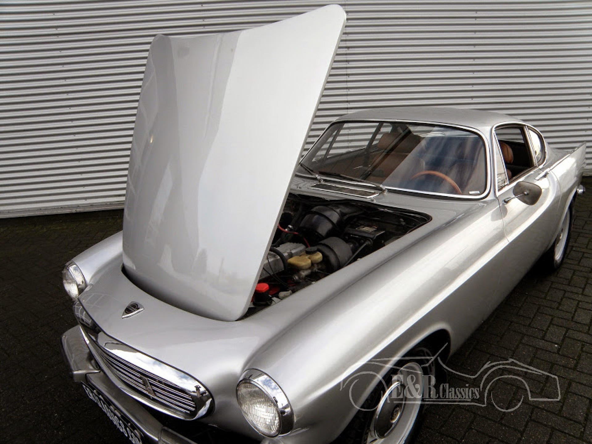 Volvo voitures anciennes de collection a E & R Classic Cars!